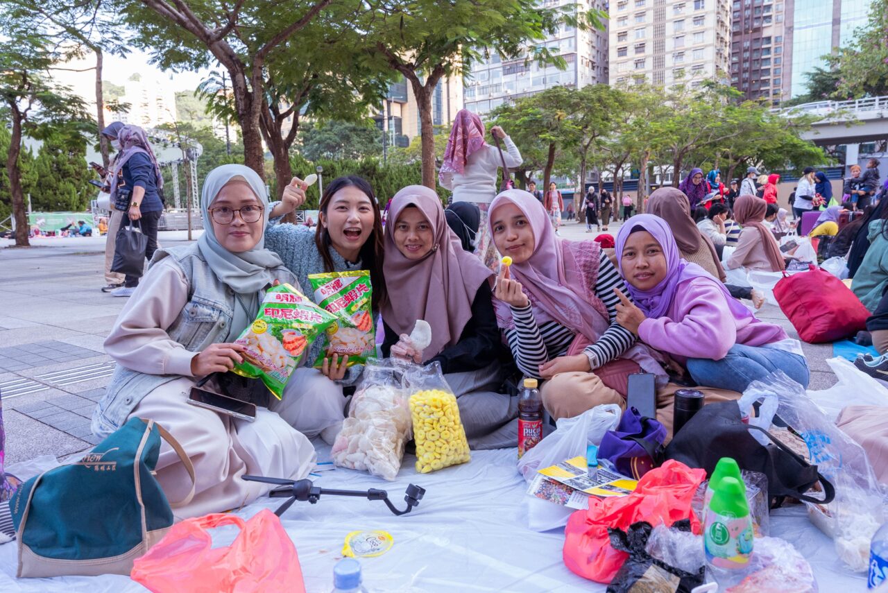 印尼蝦片有如廣東湯水 明輝蝦片36年冇換綠色包裝？「姐姐」教印尼炒飯正宗食法 - Mill MILK